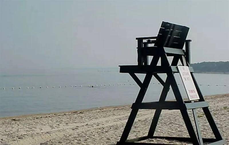 6 Free DIY Lifeguard Chair Plans You Can Build Today (With Pictures)