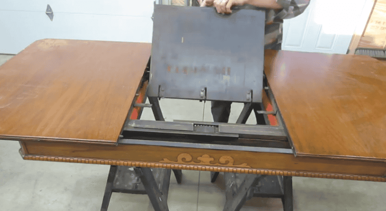 6 Free Butterfly Leaf Table Plans - Pro Tool Guide