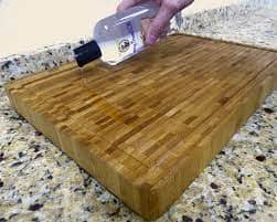 6 Best Cutting Board Oil: Top Picks For Optimal Wood Care - Pro Tool Guide