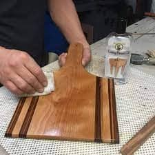 6 Best Cutting Board Oil: Top Picks For Optimal Wood Care - Pro Tool Guide
